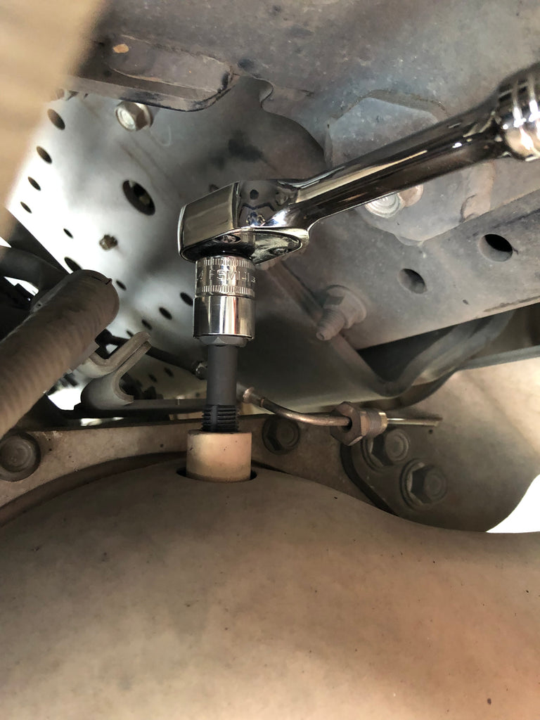 Schley Tools – 16000 6-Piece Exhaust Bung Re-Threader Tool Set for EGT